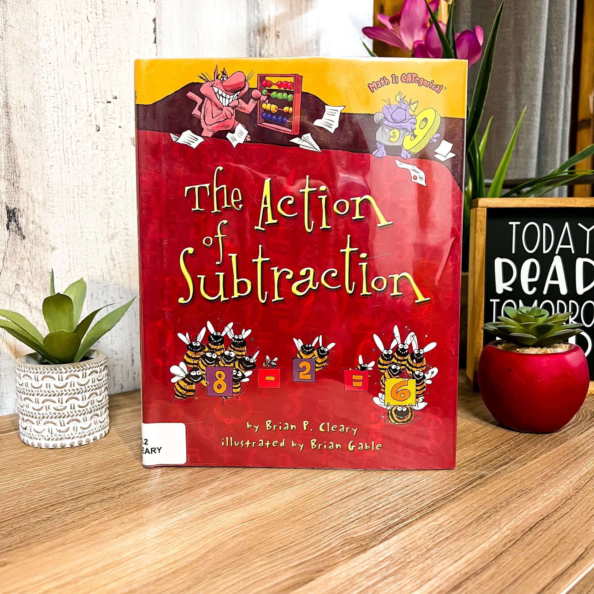 Math Books for Kids - The Colorful Apple